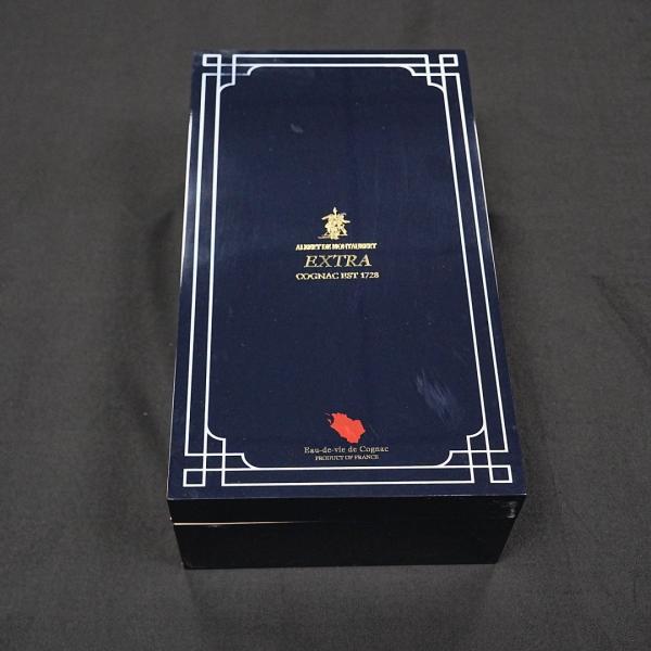Quality Customized Wine Packaging Box Stackable Wine Display Box Blue for sale