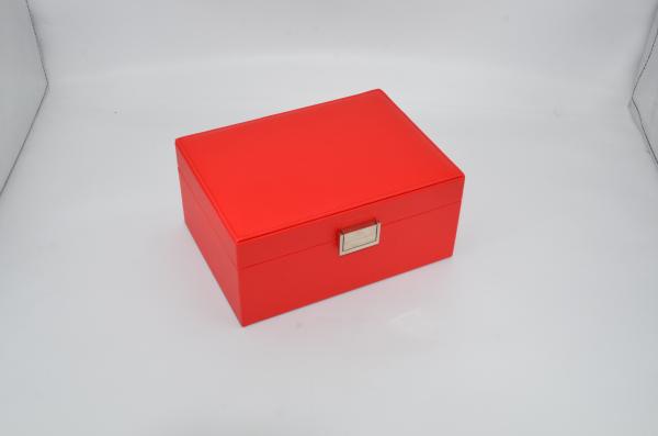 Quality Red Jewelry Packaging Box Customized Velvet Jewelry Box Recyclable for sale