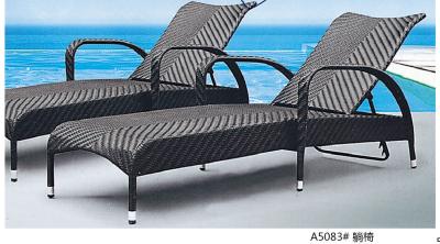 China Sun lounge beach chair garden rattan chaise lounge beach chair furniture for sale