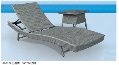 China Sun lounge beach chair garden rattan chaise lounge beach chair furniture for sale