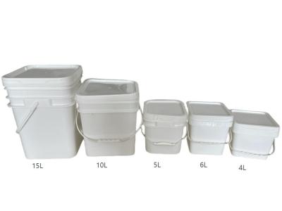 Cina Barattolo quadrato in polipropilene blu con personalizzazione 1L-25L Barattolo di plastica per durevole in vendita