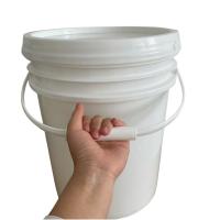 China Tamper Proof 5 Gallon Plastic Buckets with Lid and Handle Essential Storage Solution for sale
