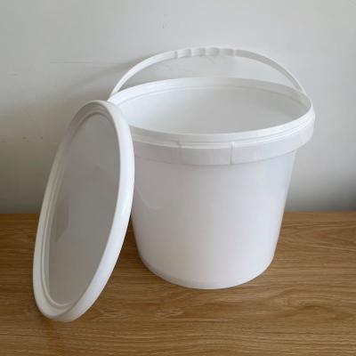 Cina 1Spessore.0-2.5 mm Bottile di vernice in plastica personalizzato 5L PP Pail Contenitore rotondo bianco in vendita