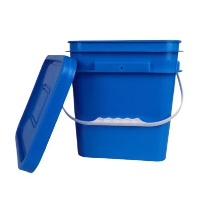 Cina Polipropilene/HDPE 1L 2L 3L 4L 5L 7L 8L 10L secchi quadrati con coperchio strumento per il beneficio in vendita
