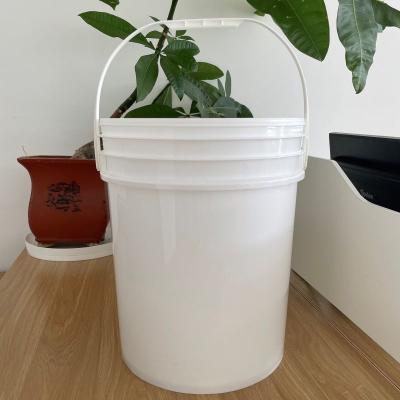 中国 20リットルのプラスチックバケツとスプート蓋と厚さ1.0から2.5MMをカスタマイズします 販売のため