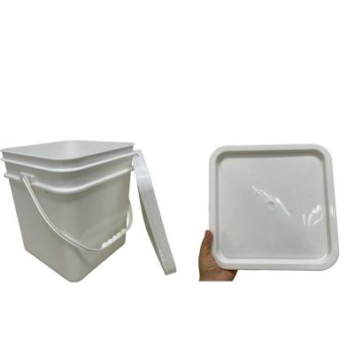 Cina 5L 10L 15L 18L 20L contenitore alimentare quadrato secchio di plastica con coperchio e maniglia accessori in vendita