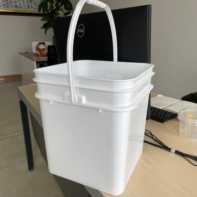 China Constructie Zwarte plastic emmer Vierkante emmer met vier zijden Logo in zwart kleuren Te koop