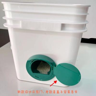 中国 水と飼料のための漏れ防止四角形のプラスチックバケツ 厚さ1.0〜2.5MM 販売のため