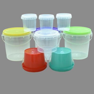 Cina 500 ml 1L 2L 3L 4L 5L Bucket di plastica trasparente Bucket rotondo per un design durevole e robusto in vendita