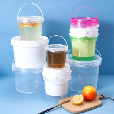 Cina 500 ml 1L 2L 3L 4L 5L Bucket di plastica trasparente Bucket rotondo per un design durevole e robusto in vendita