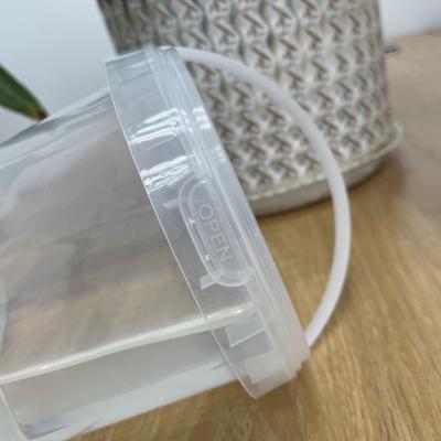 Cina 500 ml 1L 2L 3L 4L 5L Bucket di plastica trasparente Bucket rotondo per un design durevole e robusto in vendita