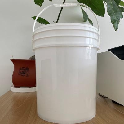 China Round 6.5 Gallon Container 25 Liter Plastic Bucket with Lid and 1.0 to 2.5 MM Thickness for sale
