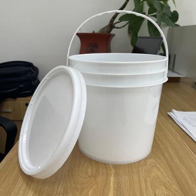 Cina Materiale polipropilene Contenitore alimentare rotondo o quadrato 3L 5L con coperchio Bottile di plastica in vendita