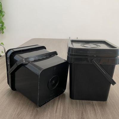 Cina Bottile di plastica da 5 litri quadrati personalizzabile e riciclabile per l'imballaggio dei semi in vendita