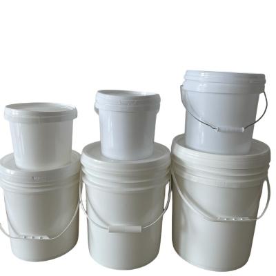 China Custom Logo 5 Gallon Bucket Paint Container with Spout Lid and Industrial Certificate for sale