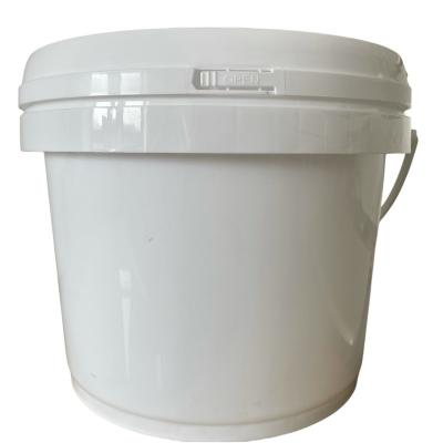 Cina Bottile di plastica personalizzato con maniglia di metallo e coperchio sigillato in colore blu in vendita