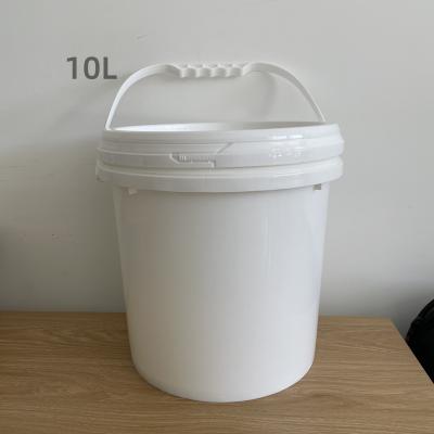 中国 5L 10L 15L 18L 5ガロン丸いバケツ 耐久性のある手柄の便利なプラスチックバケツ 販売のため