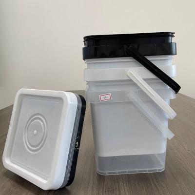 Cina 1 gallone cubo quadrato cubo di plastica quadrato e prova di perdite costruzione in vendita