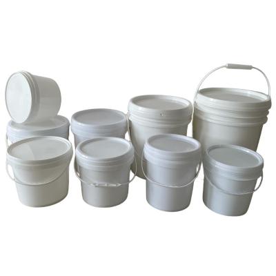 China Chemical 4L Plastic Bucket with Lid and Handle Plastic Container for sale