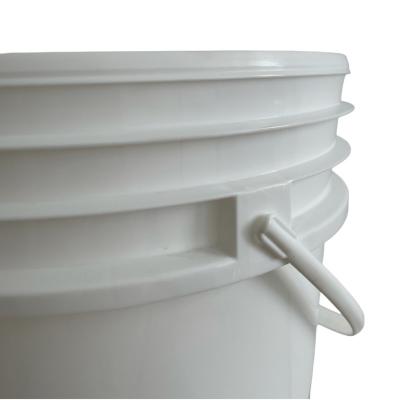 Cina Accesori per bevande secchioni maniglia coperchio Custom Round 15L 18L 20L 25L secchione di plastica in vendita