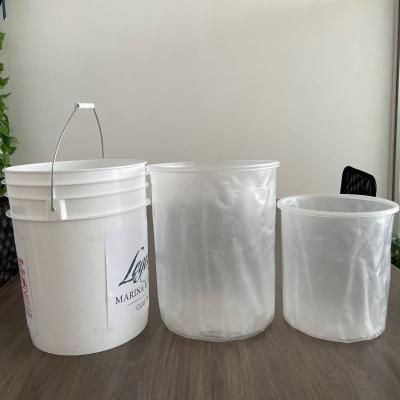 China Aanpassen 1-25L Plastic Bucket met deksel en handle Duurzame anti-impact opslagoplossing Te koop