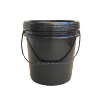 China Round 10 Liter Black Plastic Bucket Designed for Polypropylene Paint Packaging Solutions for sale