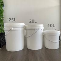 China Round 10 Liter Black Plastic Bucket Designed for Polypropylene Paint Packaging Solutions for sale
