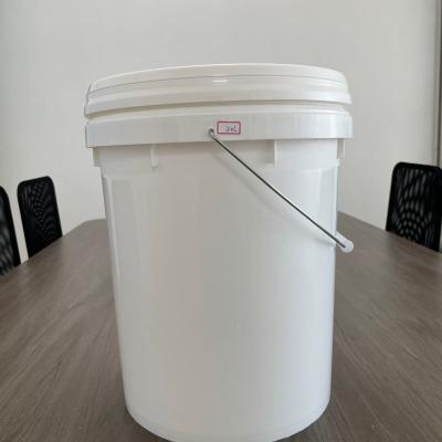 Cina 5L 10L 20L secchio di plastica con coperchio ugello materiale HDPE personalizzare in vendita