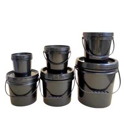 China Aanpassen 3L 5L 8L 10L 15L Plastic Bucket Zwart of wit met deksel HDPE materiaal Te koop