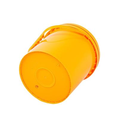 Cina Barattolo trasparente da 20 litri con coperchio facile da aprire e secchio di plastica americana multiuso in vendita