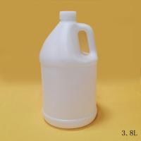 China Custom Logo and Color Plastic Pitcher for Pet Food Bottle Easy-Opening Functionality for sale