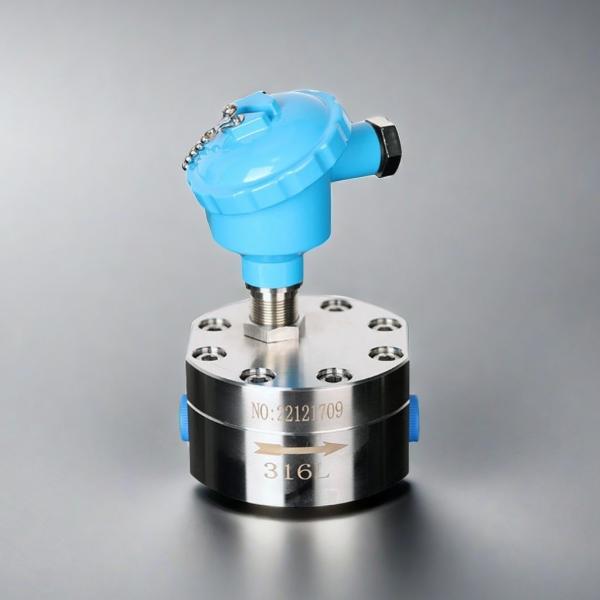 Quality Mini Positive Displacement Flowmeter 420ma Flow Sensor Micro Gear Flow Meter for sale