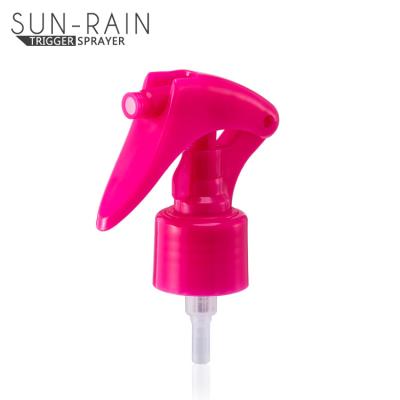Cina Mini spruzzatore di plastica di innesco per il cosmetico che imballa per i prodotti quotidiani di uso in vendita