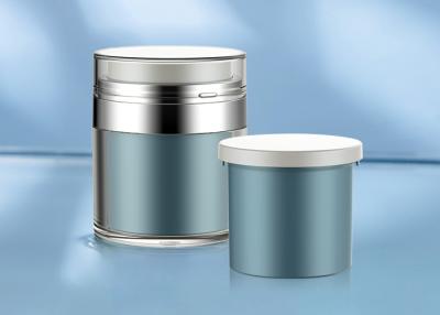 Cina Bottiglia senz'aria riutilizzabile libera della pompa del campione 50ml per il fondamento, siero, lozione in vendita