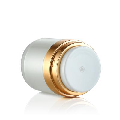 Cina Campione gratuito 50 ml Bottiglia di pompa senza aria ricaricabile per la lozione del siero di fondazione in vendita