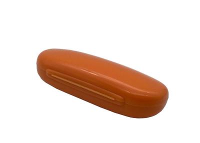 Cina Logo Hard Plastic Eyeglass Case su ordinazione Eco amichevole in vendita