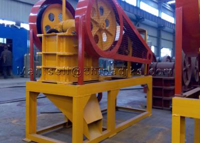 Cina frantoio a mascella diesel di 150X250mm in vendita