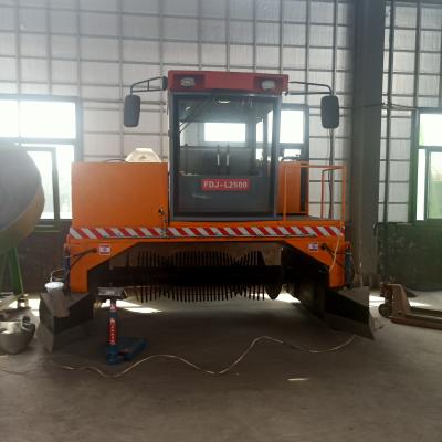 Cina Tipo mobile composta Turner Machinery del cingolo per i materiali del fertilizzante in vendita