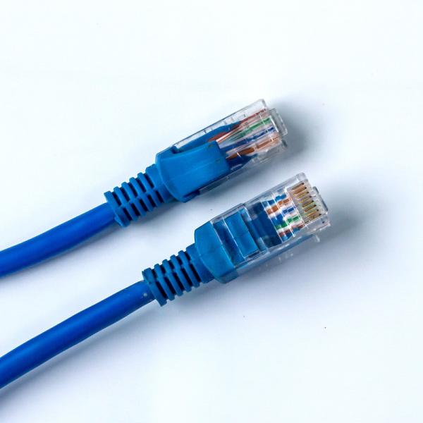 La correction du bleu 0.5m Cat5e attachent le câble de réseau d'en cuivre d'Utp