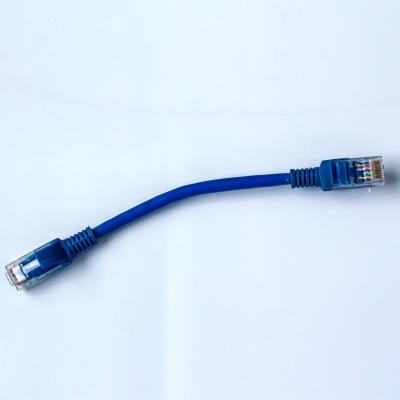 China De blauwe 0.5m Cat5e Kabel van het het Kopernetwerk van Utp van het Flardkoord Te koop