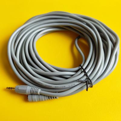China Mannetje aan Vrouwelijke Stereoaux-Vergrotingskabel Grey Color Te koop