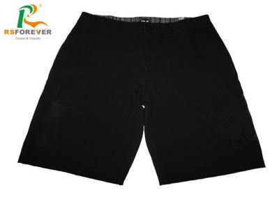 中国 軽量の空白の注文板不足分、ポリエステル メンズ水泳パンツの黒い色 販売のため