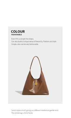 China Large capacity soft PU handbag clean color shoulder bag for sale