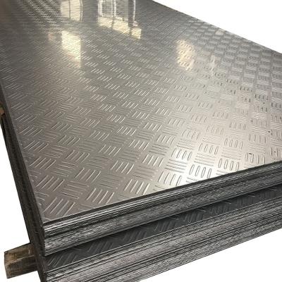China Galvanisierte Oberflächenbehandlung A36 Karbonstahlplatte mit Quadrate 1500 mm Breite und 2-8 mm Dicke für Metalldach zu verkaufen