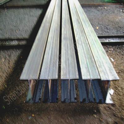 Chine 150*75*5*7mm poutres H en acier laminé à chaud avec longueur et soudage ASTM A36 à vendre