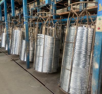 Cina 14 Gauge Hot Dip Galvanizzato Acciaio filo Acciaio grado di carbonio Q195 Q235 per la costruzione di lunghezza di produzione personalizzata in vendita