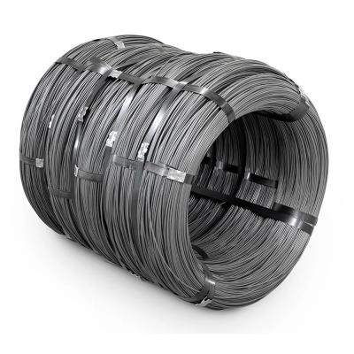 Cina 6mm 8mm 10mm filo di acciaio al carbonio per la fabbricazione di unghie Dip caldo / elettro galvanizzato SAE1006 SAE1008 SAE1010 Alta resistenza alla trazione in vendita