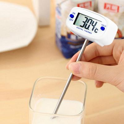 Cina Innaffi la misura bianca di alta velocità di colore 5s del termometro del latte del bambino della sonda in vendita