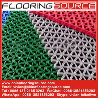 China PVC S Mesh Floor Mat Vinyl Z Web anti-slip Floor Mat scarpe dirt and drain water for sale