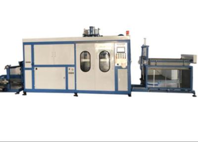 Chine Boursouflure de moulage en plastique jetable formant la station de MachineThree automatique à vendre